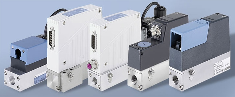 Increasing bioreactor repeatability and yield through mass flow control ...